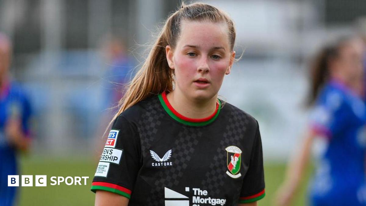 Women's Premiership: Leaders Glentoran ease past Lisburn Ladies - BBC Sport