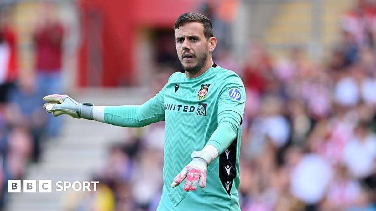 Wrexham to host Bolton Wanderers in behind-closed-doors match - BBC Sport