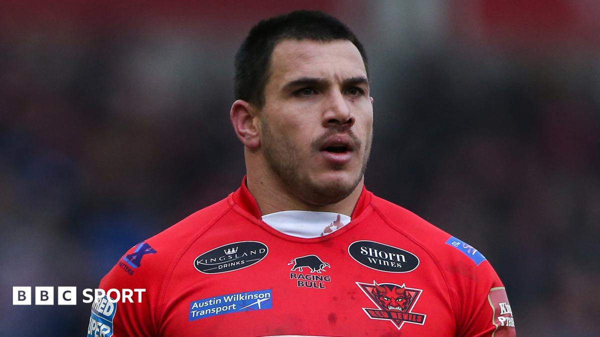 Justin Carney joins Hull KR from Salford Red Devils, who sign James ...