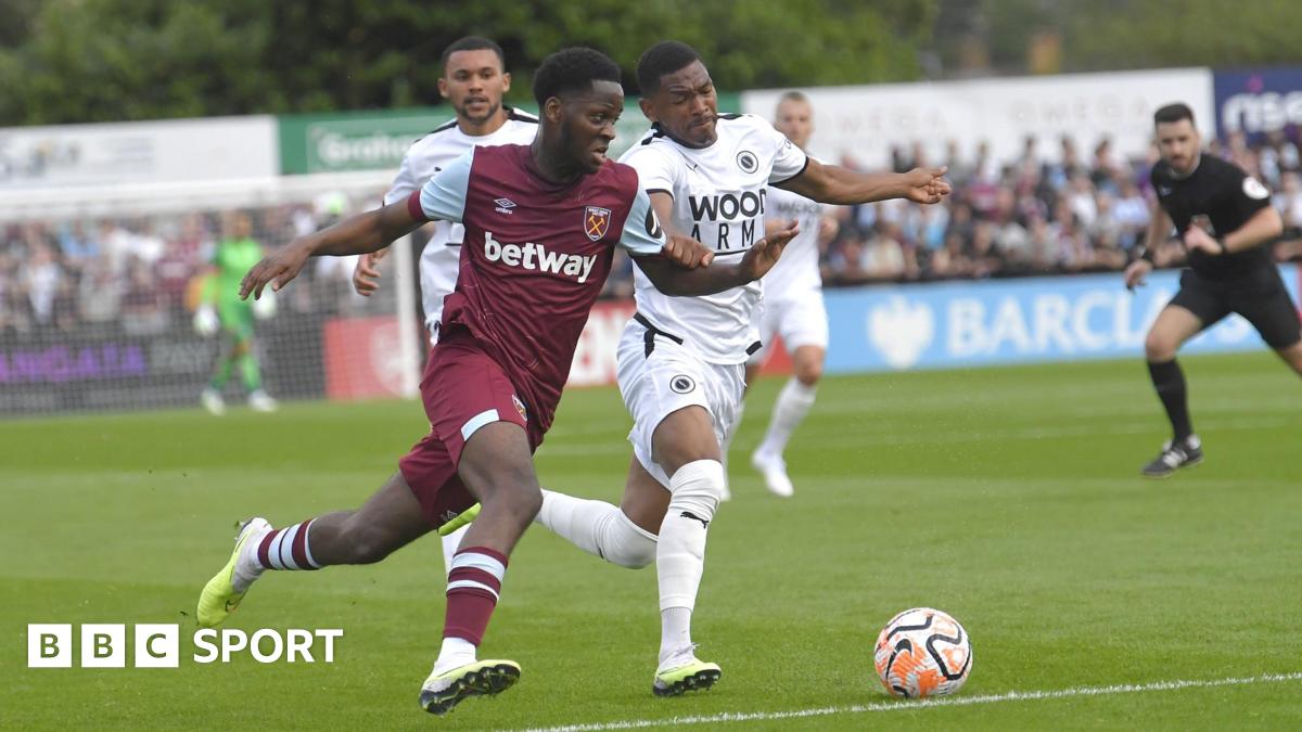 West Ham: Swyer to 'keep building' after starting pre-season with win ...