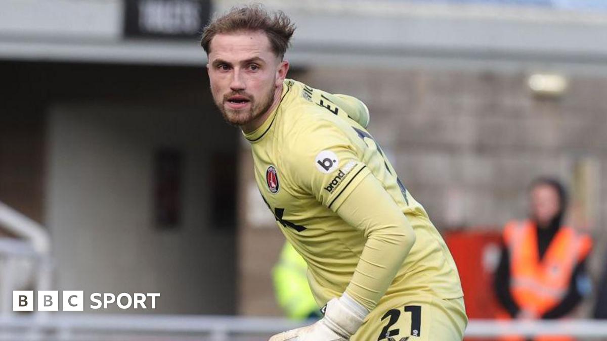 Harry Isted: Burton Albion sign Charlton Athletic goalkeeper - BBC Sport