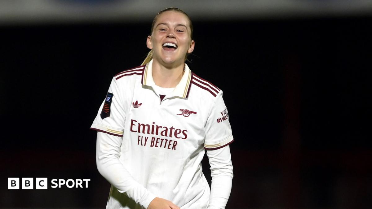 WSL: Alessia Russo scores twice as Arsenal beat West Ham, Man City beat ...