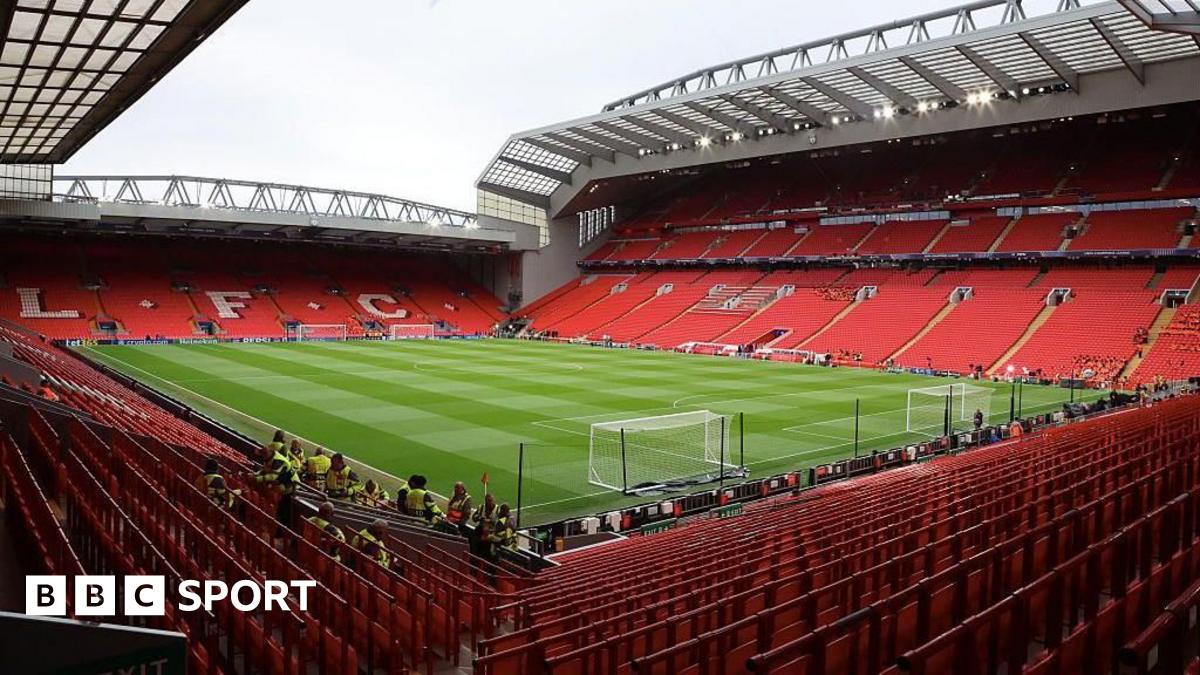 Liverpool news: Reds fans to continue ticket price rise protest - BBC Sport