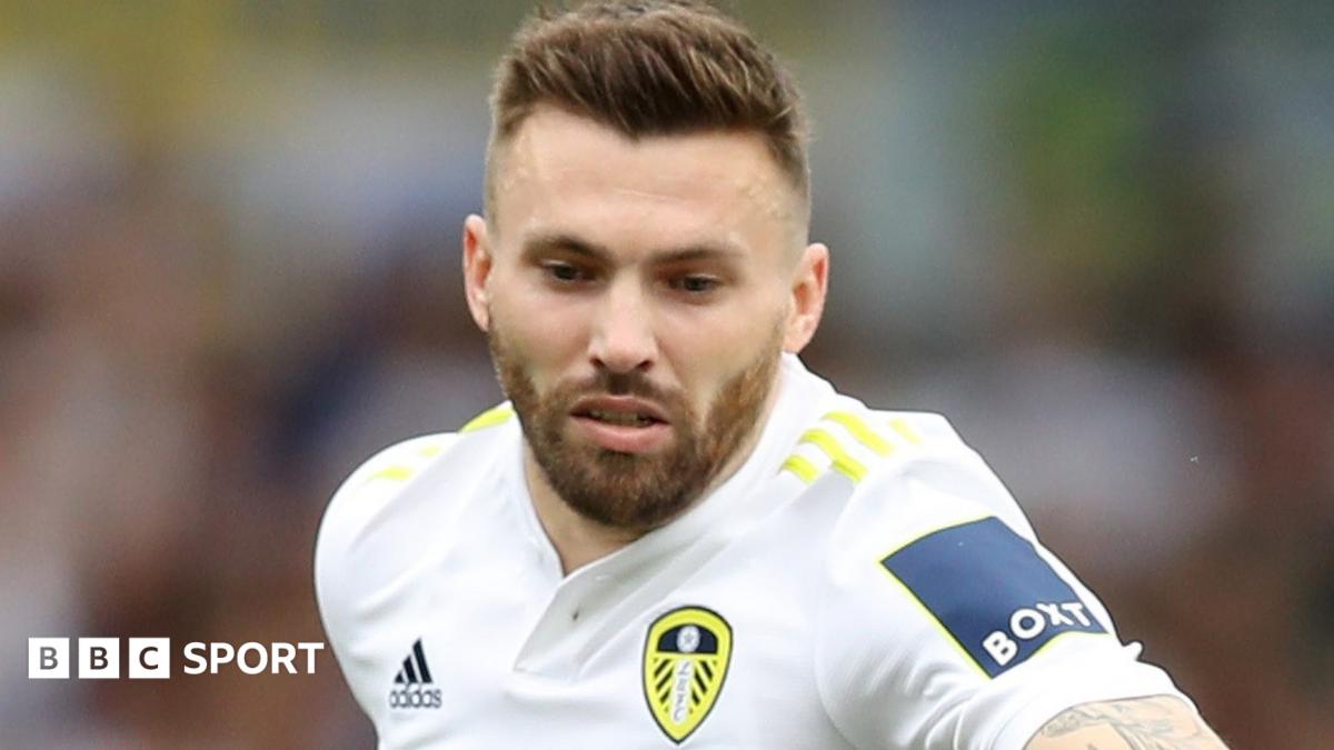 Stuart Dallas: Leeds and NI player on suffering bereavement when hit by ...