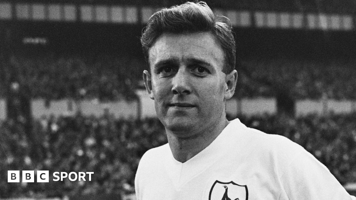 Terry Medwin: Ex-Tottenham, Wales and Swansea wing dies aged 91 - BBC Sport