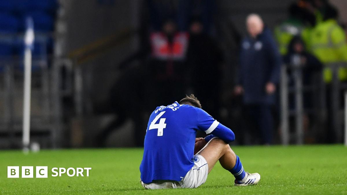 Cardiff City must sharpen up or face relegation - Iwan Roberts - BBC Sport