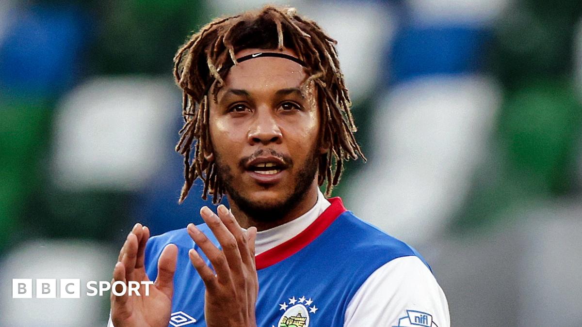 Irish Premiership: Striker Matthew Green released by Linfield - BBC Sport