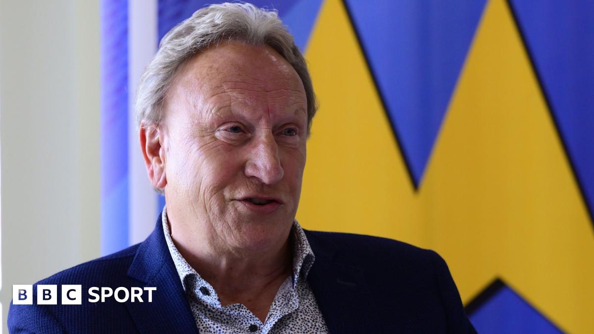 How Torquay United persuaded Neil Warnock out of retirement - BBC Sport