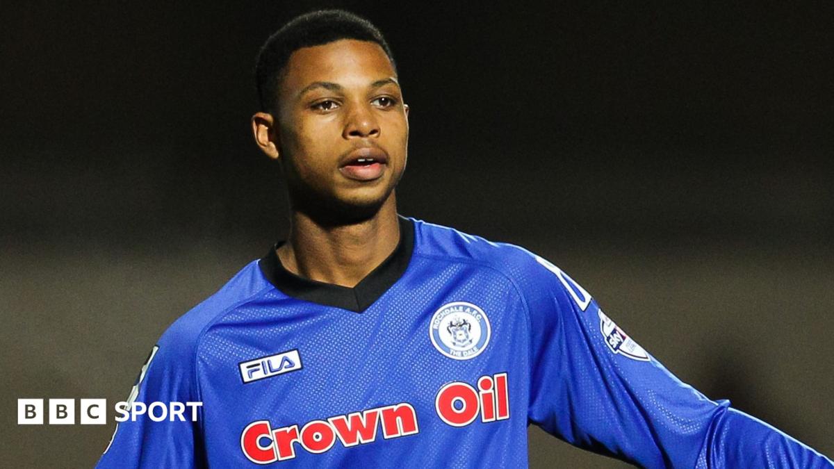 Nyal Bell: Gateshead sign ex-Rochdale striker on two-year deal - BBC Sport