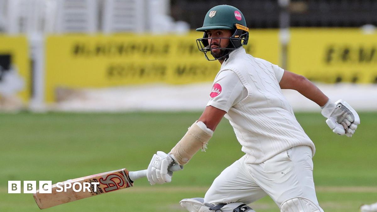 Worcestershire: The team spirit in the sky for Brett D'Oliveira's Pears ...