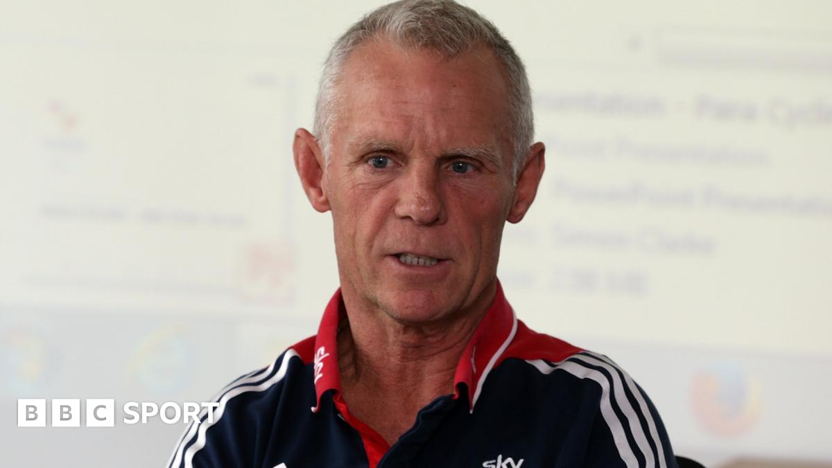 British Cycling should have kept Shane Sutton - Bill Sweetenham - BBC Sport