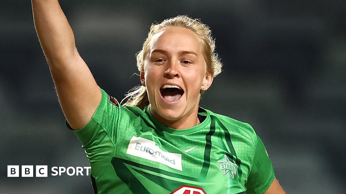 Kim Garth: The Irish trailblazer making waves with Australia - BBC Sport