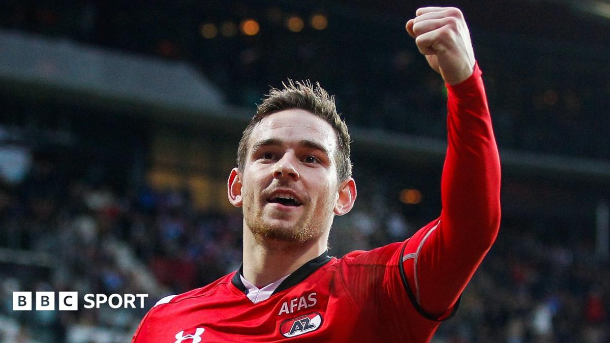Vincent Janssen: Tottenham sign Dutch striker from AZ Alkmaar - BBC Sport