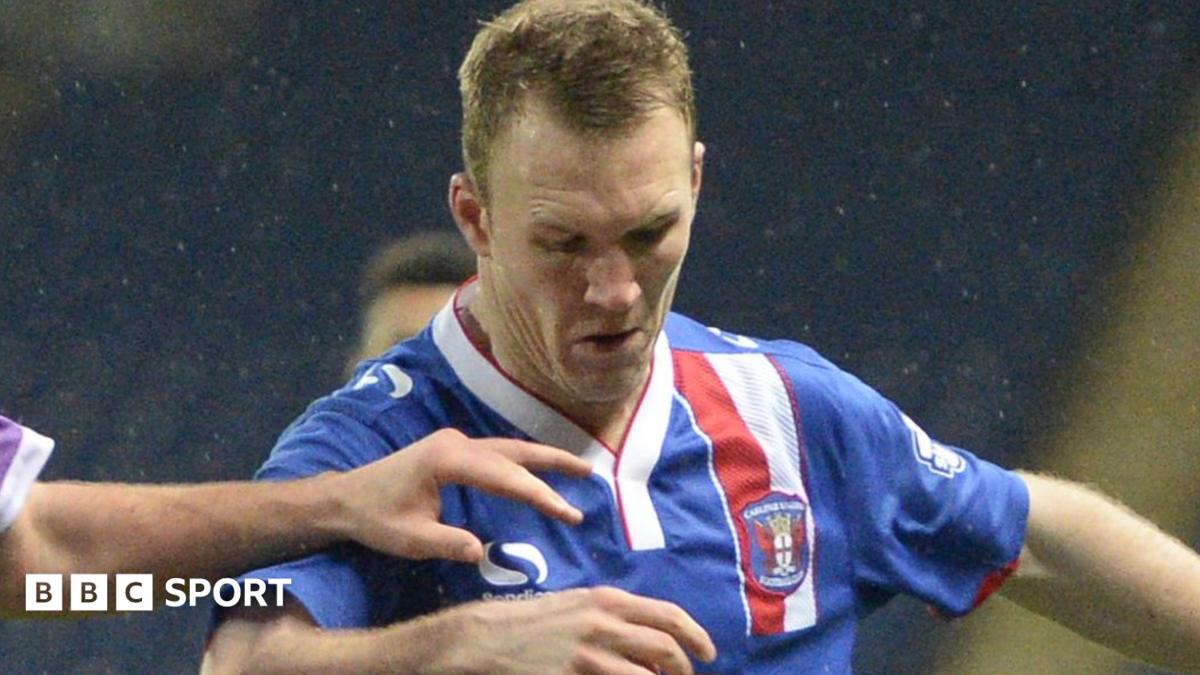 Mark Ellis and Joe Thompson sign new Carlisle United deals - BBC Sport