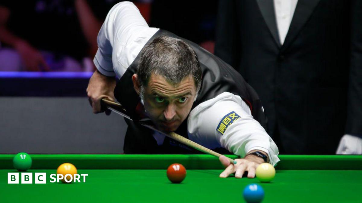 Ronnie O'Sullivan beats women's world number one Mink Nutcharut after ...