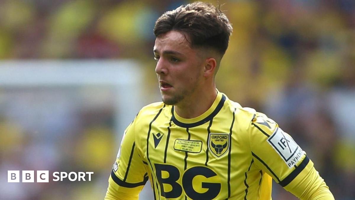 Oxford United: Cameron Brannagan and Tyler Goodrham sign new deals ...