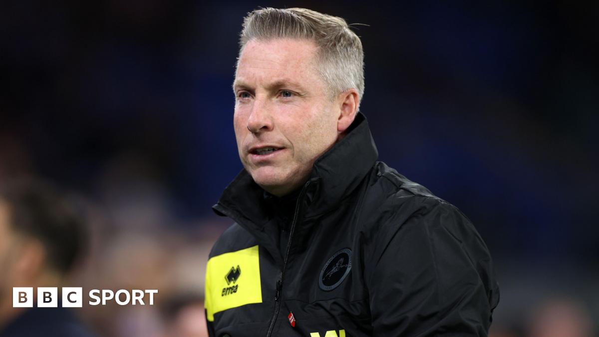 Cardiff City: Managers must accept high demands - Neil Harris - BBC Sport