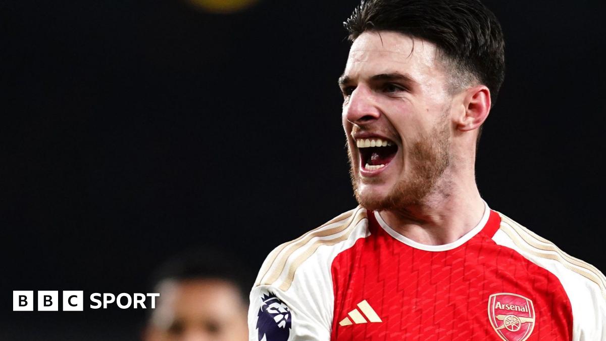 Arsenal news: Four Gunners players in Opta team of season - BBC Sport