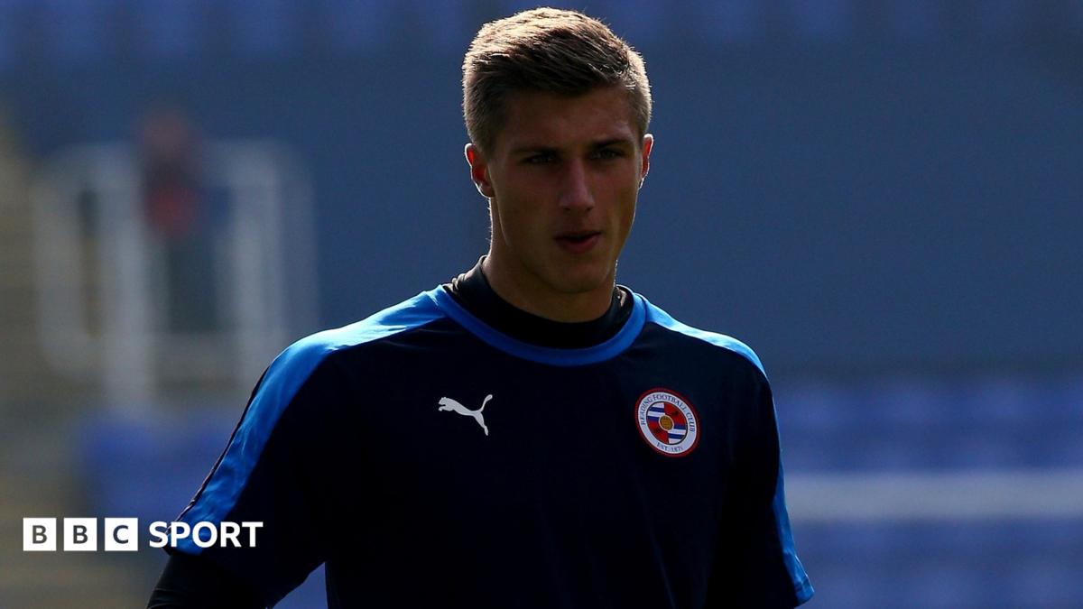 Stuart Moore: Peterborough sign Reading goalkeeper on loan - BBC Sport