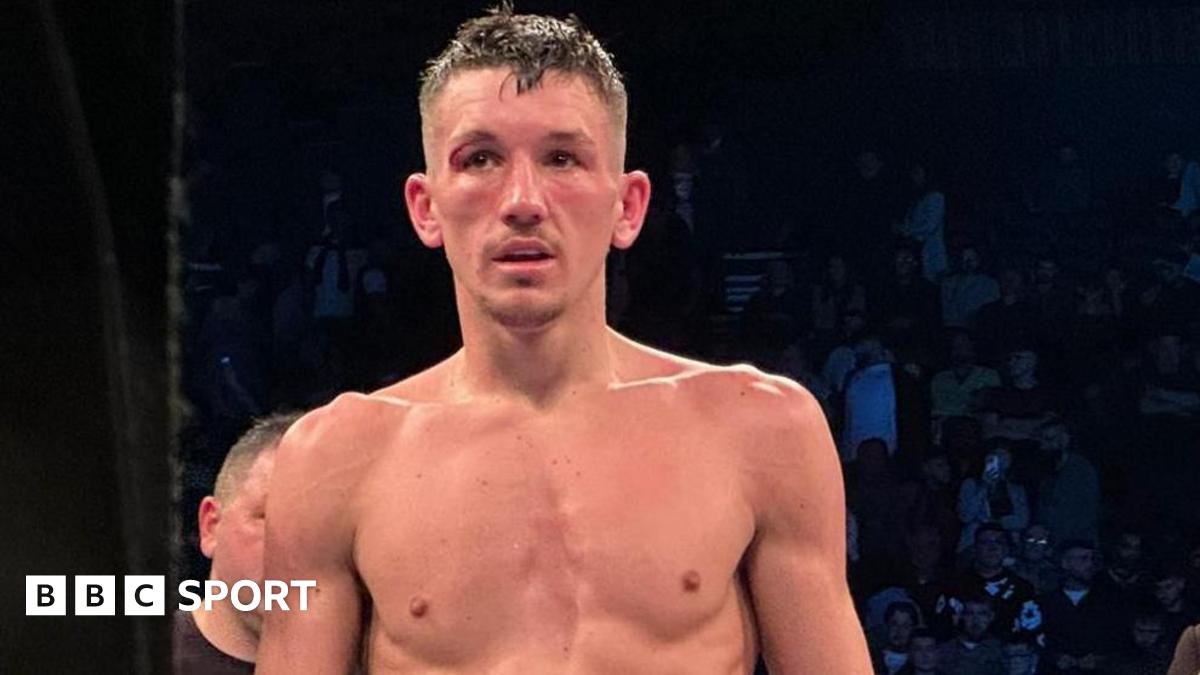 Liam Davies: Shropshire boxer moves up a weight after first loss - BBC ...