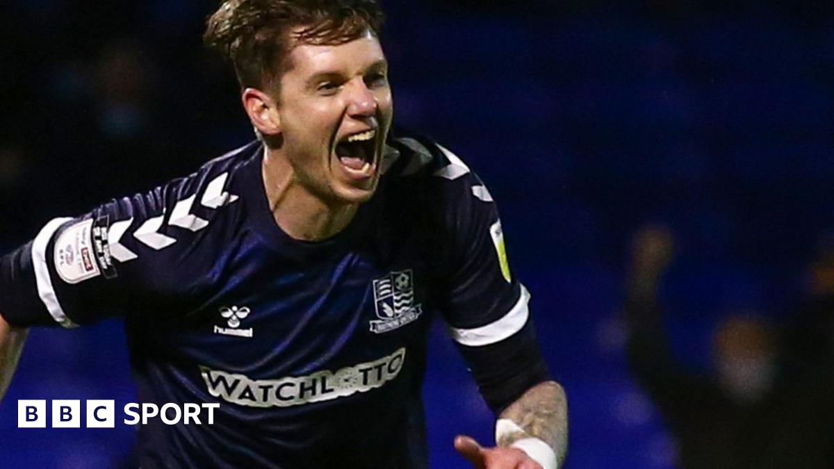 Greg Halford: Southend United defender scores hours after joining for ...
