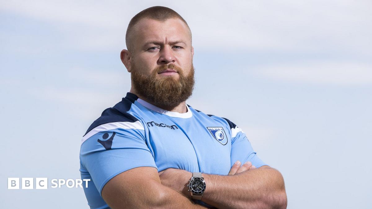 Cardiff Blues complete signing of ex-Ospreys prop Dmitri Arhip - BBC Sport