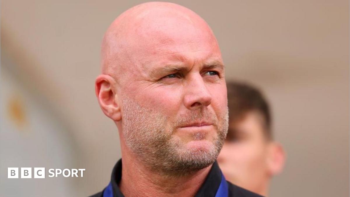 Rob Page: Wales boss accepts fans' boos after Gibraltar draw - BBC Sport