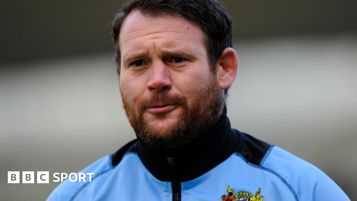 Darren Sarll: Stevenage boss says management can be a lonely place ...