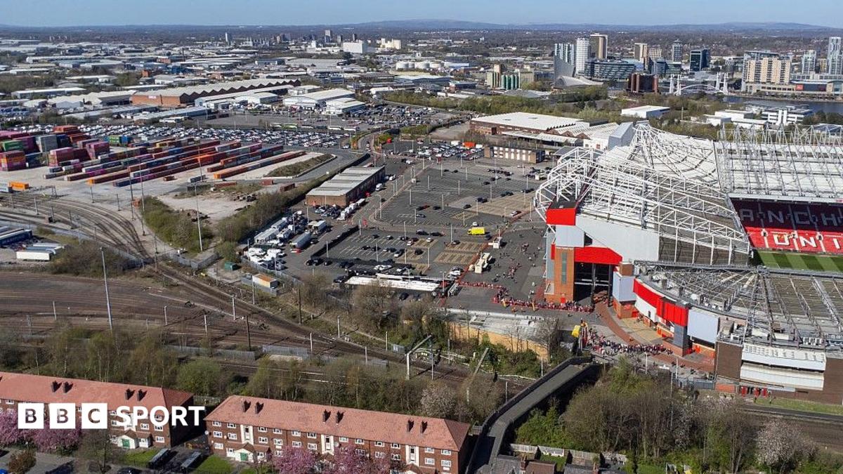 Man Utd news: Old Trafford regeneration plans move step closer - BBC Sport