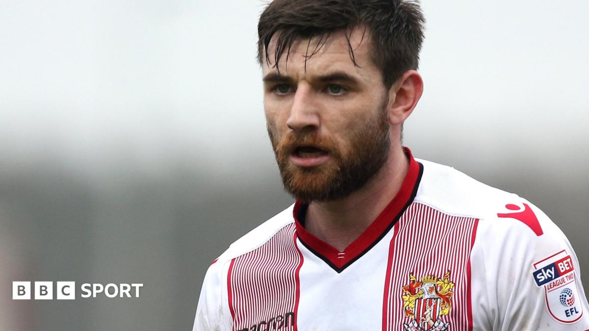 Danny Newton: Stevenage striker signs new deal with League Two side ...