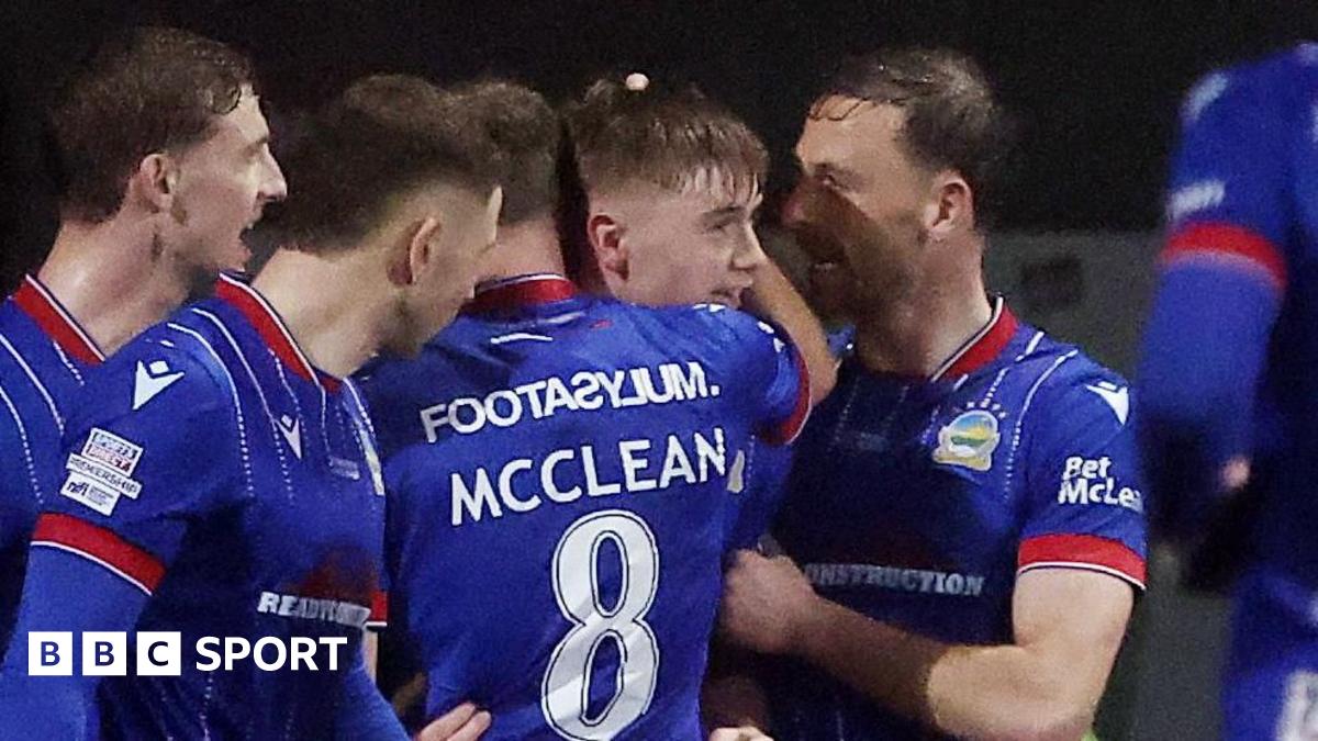 Irish Premiership: Linfield stretch lead at top with victory over Crues ...