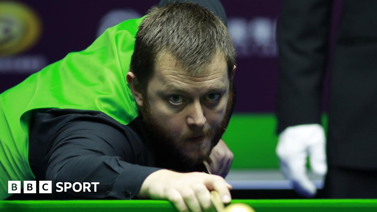 UK Championship: Mark Allen advances as Joe Swail crashes out - BBC Sport