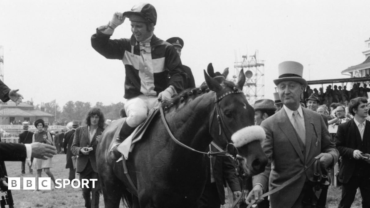 Geoff Lewis: Derby winner honoured at Welsh racing awards - BBC Sport