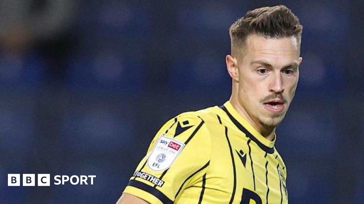 Burton Albion: Forward Billy Bodin & defender Jack Armer join League ...