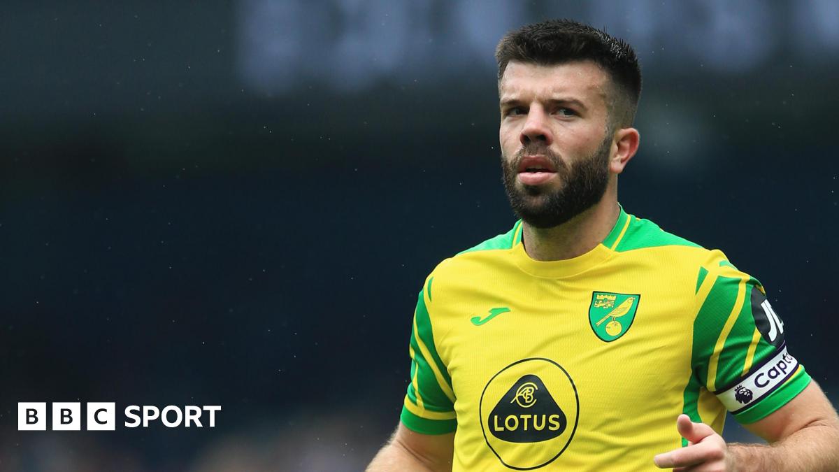 The old Norwich City kit raising money for charity - BBC Sport