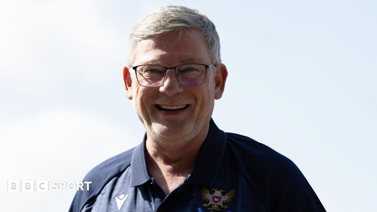 St Johnstone boss Levein on signing aims, goalkeeper errors & Hibs test ...