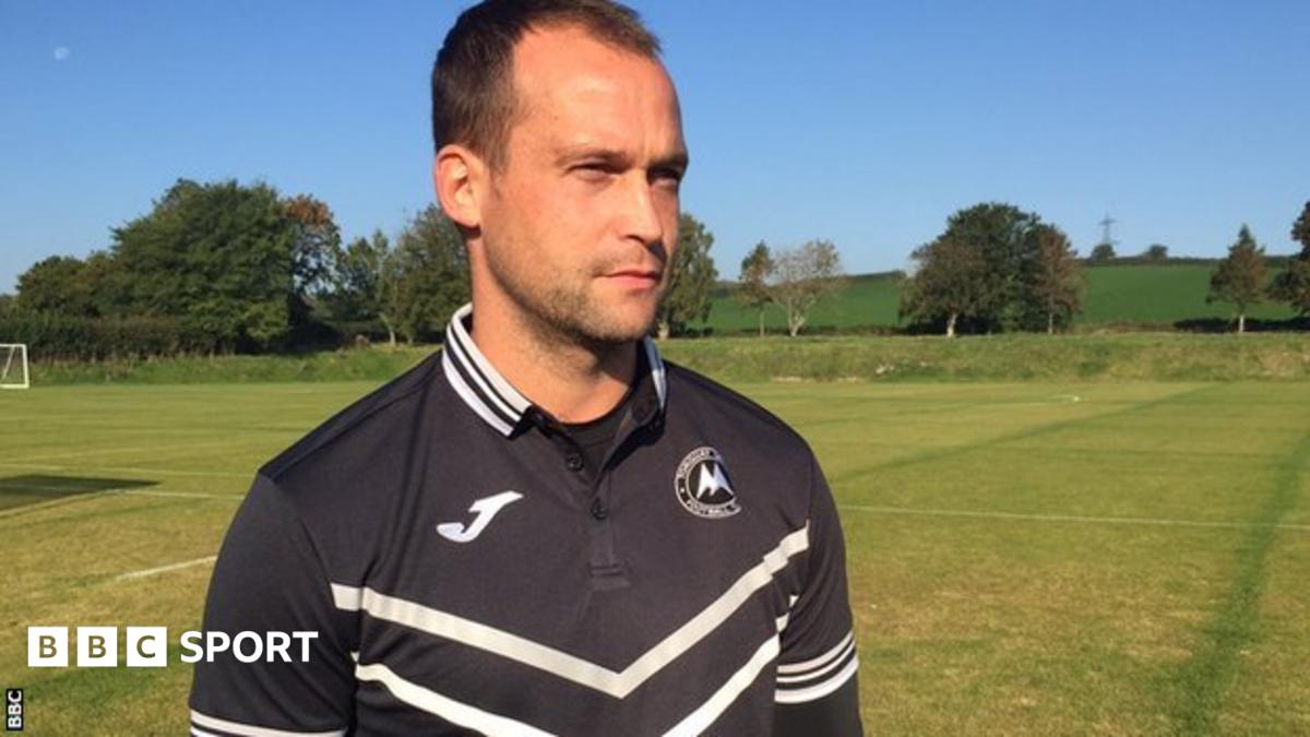 Torquay United players earn less than minimum wage - Nicholson - BBC Sport