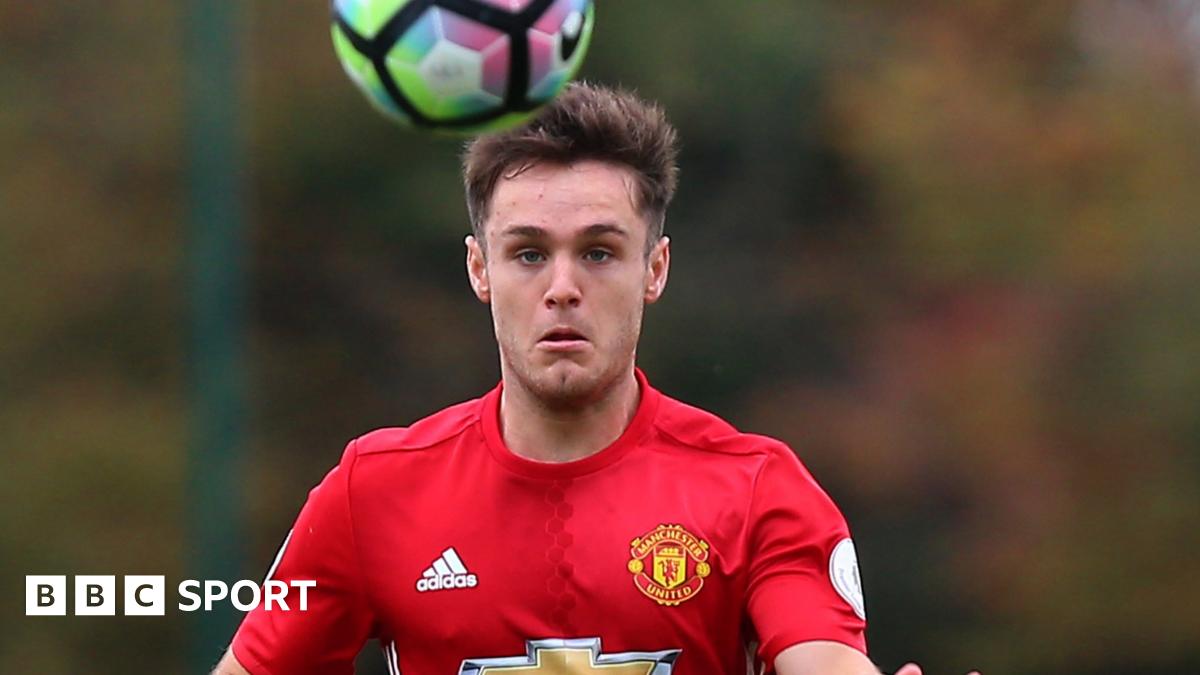 Joe Riley: Sheffield United full-back dislocates shoulder in training ...