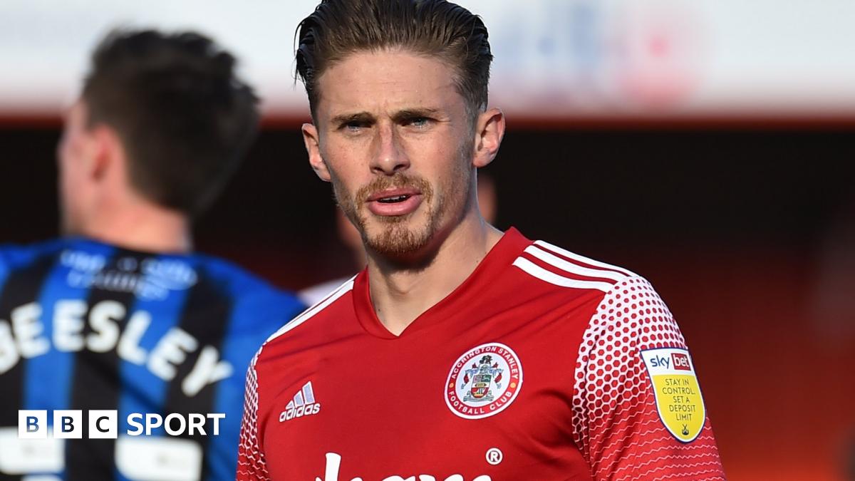 Joe Pritchard: Accrington Stanley midfielder signs contract extension - BBC Sport