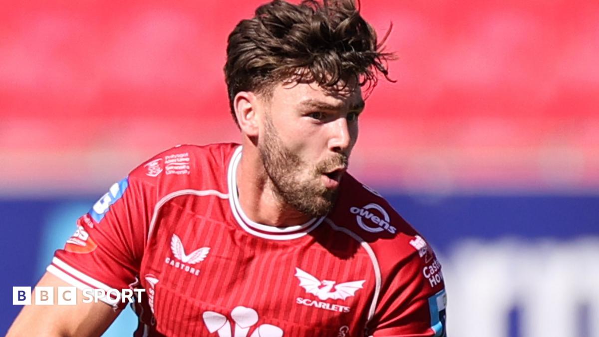 Johnny Williams: Comeback delayed for Scarlets and Wales centre - BBC Sport
