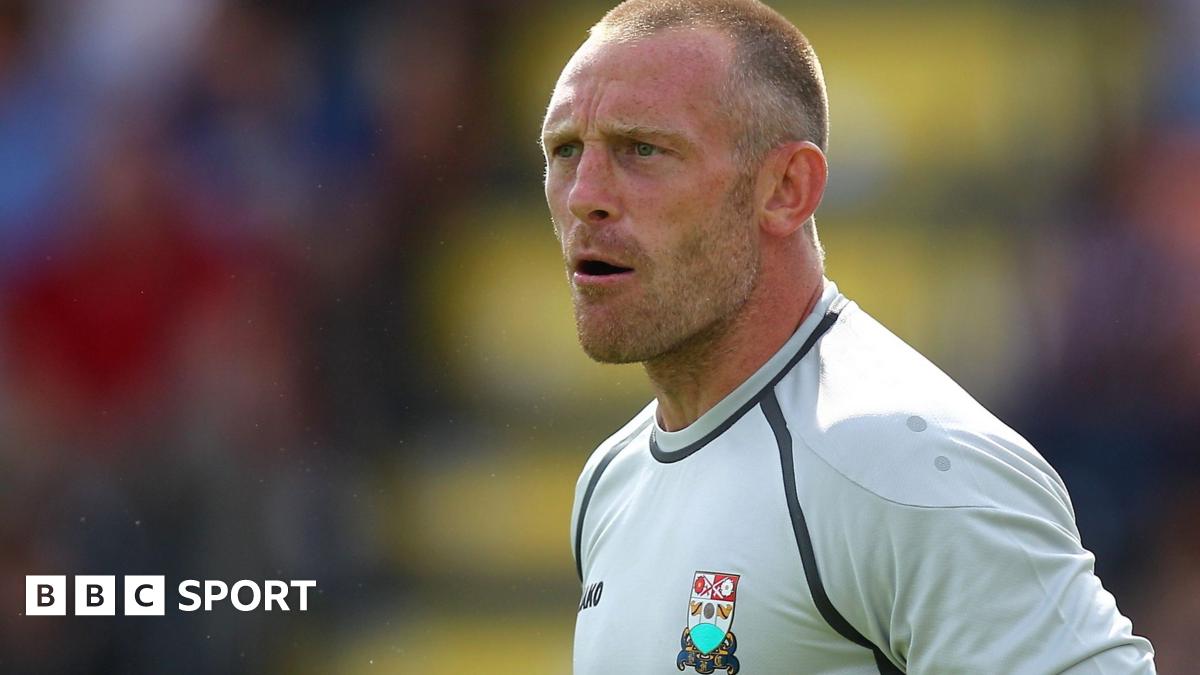 Graham Stack: Eastleigh to sign ex-Arsenal goalkeeper - BBC Sport