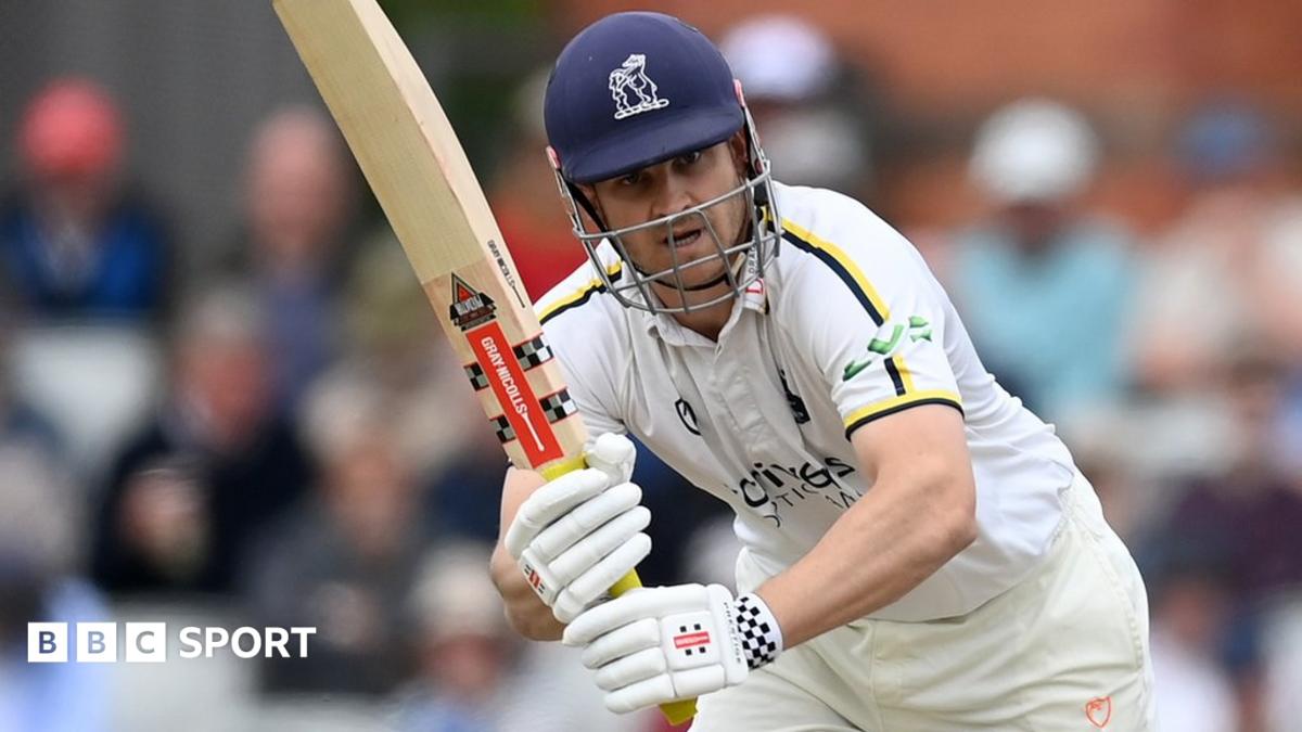 County Championship: Sam Hain leads Warwickshire's response against ...