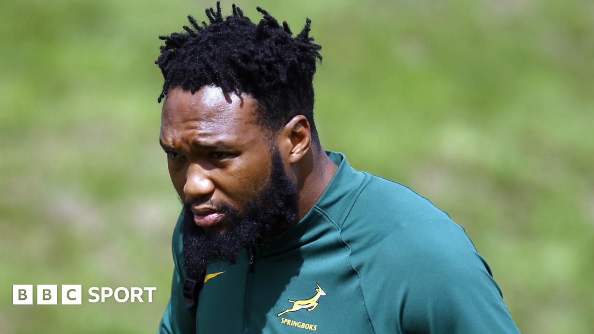 Lukhanyo Am replaces Makazole Mapimpi in South Africa squad - BBC Sport