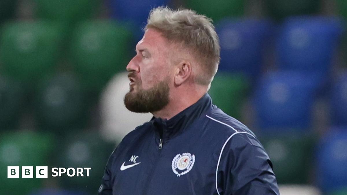 Niall Currie: Dundela boss joins Portadown for second spell - BBC Sport