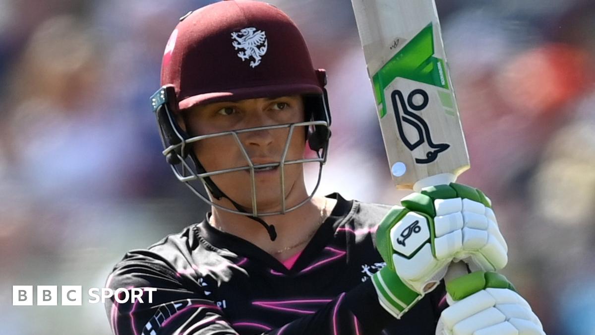 Tom Banton: England batter signs new Somerset contract - BBC Sport