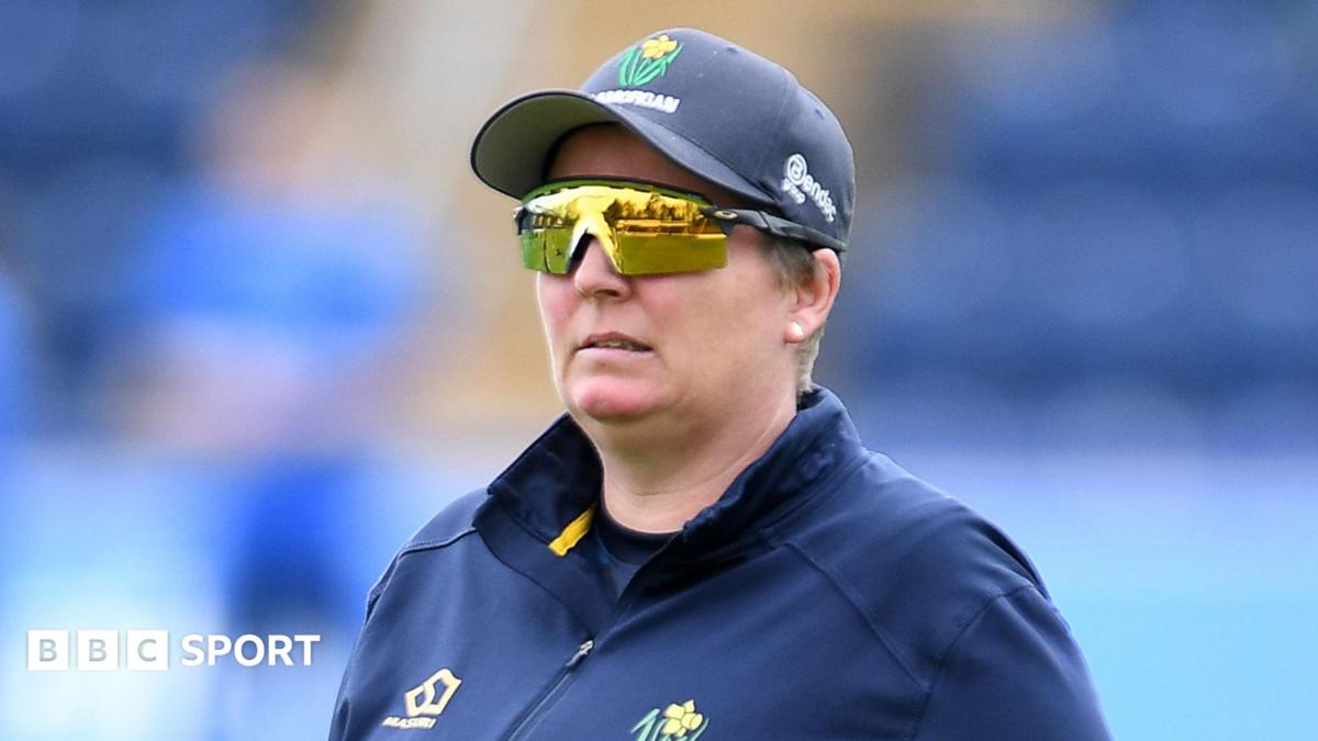 Glamorgan Women head coach Rachel Priest signs contract extension - BBC ...
