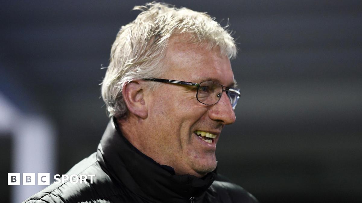 Tim Flowers: Former Blackburn goalkeeper becomes Alvechurch boss - BBC ...