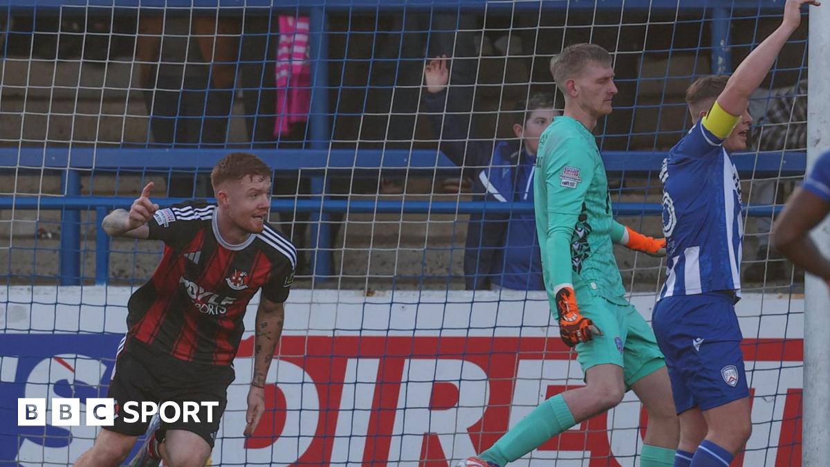 Irish Premiership - Crues & Glens in front, Carrick fight back to lead ...