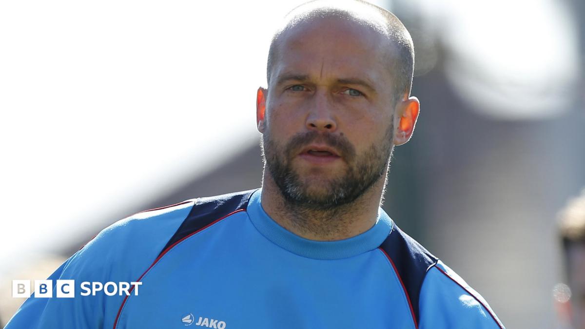 Kevin Nicholson: Torquay United player-manager leaves National League ...