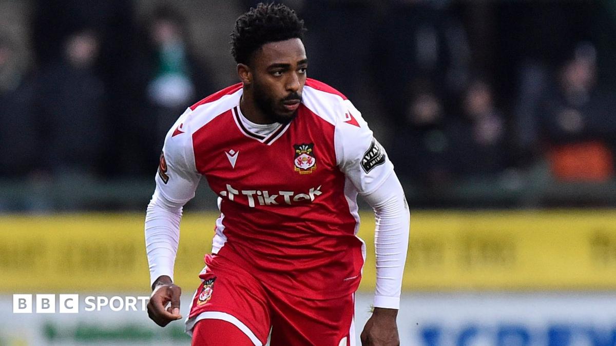 Wrexham 6-0 Barnet: Thumping victory sees Dragons return to second spot ...